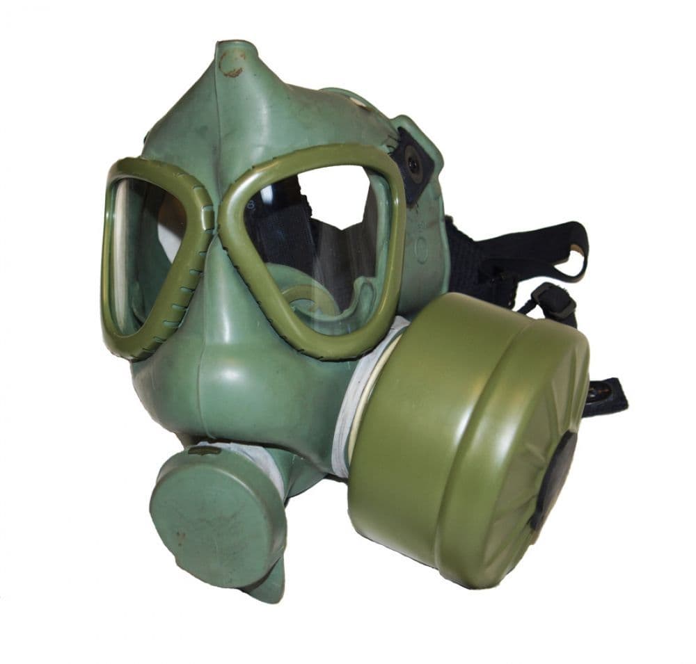 Genuine Yugoslavian Gas Masks + Filter - Preppers Survival Gas Mask ...
